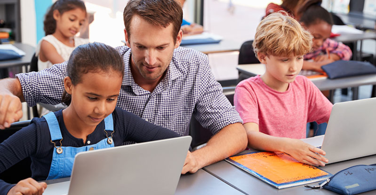 Benefits of using computers in the classroom | Tekkie Uni Blog
